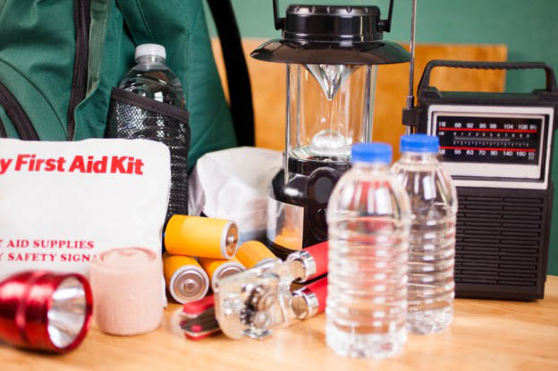How to Create an Emergency Preparedness Kit | ServiceMaster Restore