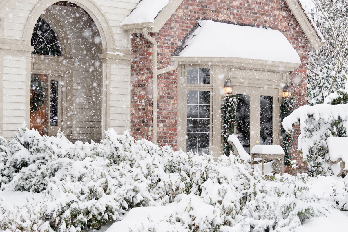 Snowstorm Preparation for Your Home | ServiceMaster Restore®