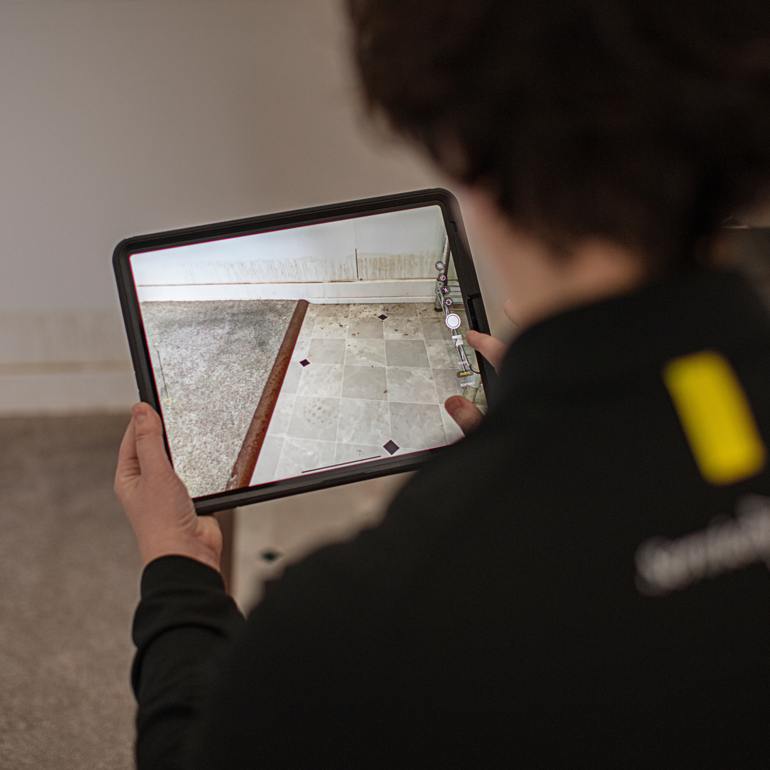 Leveraging Technology in Home Restoration