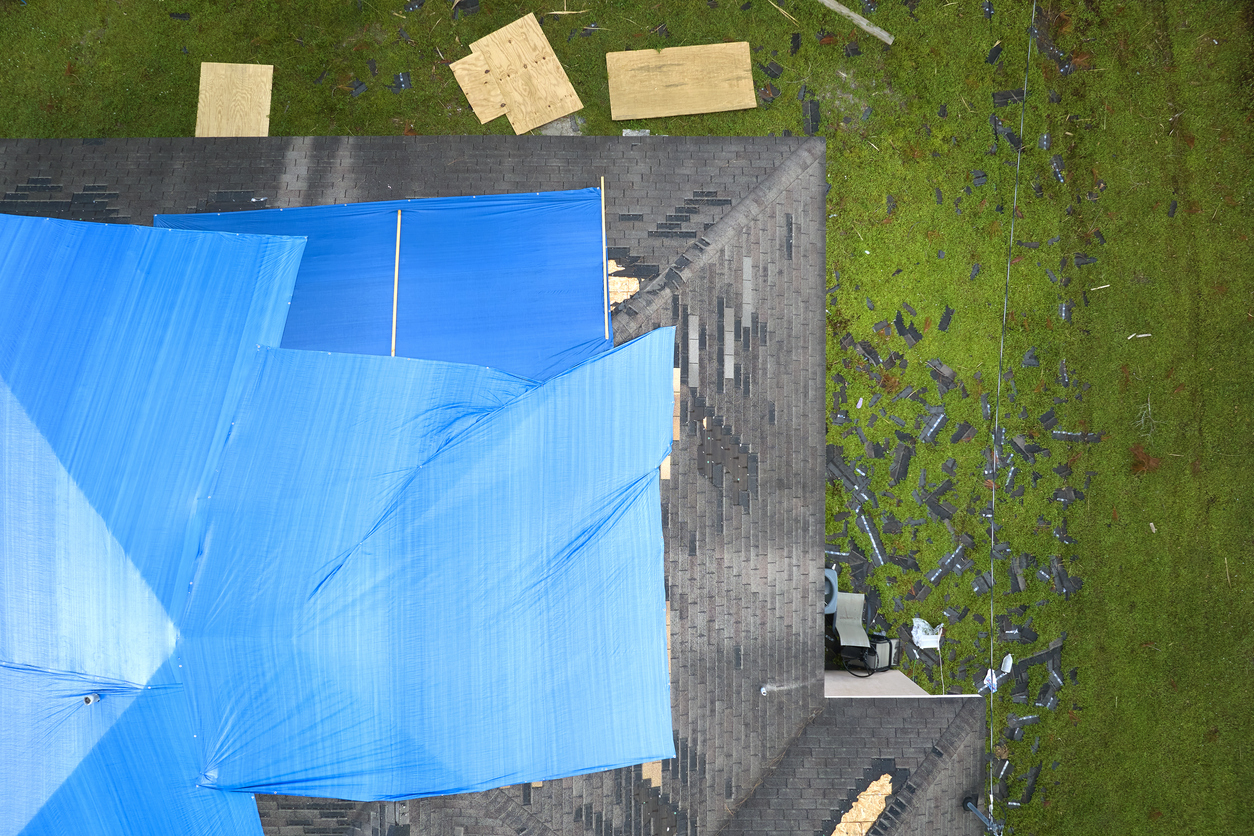 The Benefits of Professional Tarping & Board-Up Services | ServiceMaster
