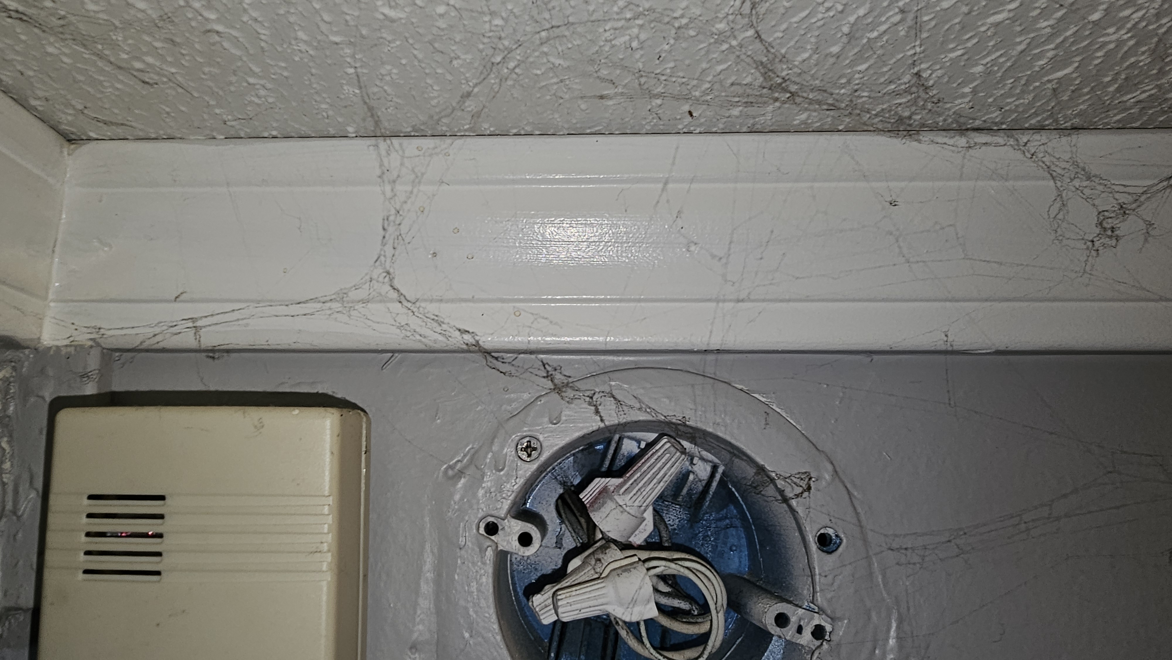 I Don’t See Any Soot? Hidden Smoke Damage & Soot Chains Explained